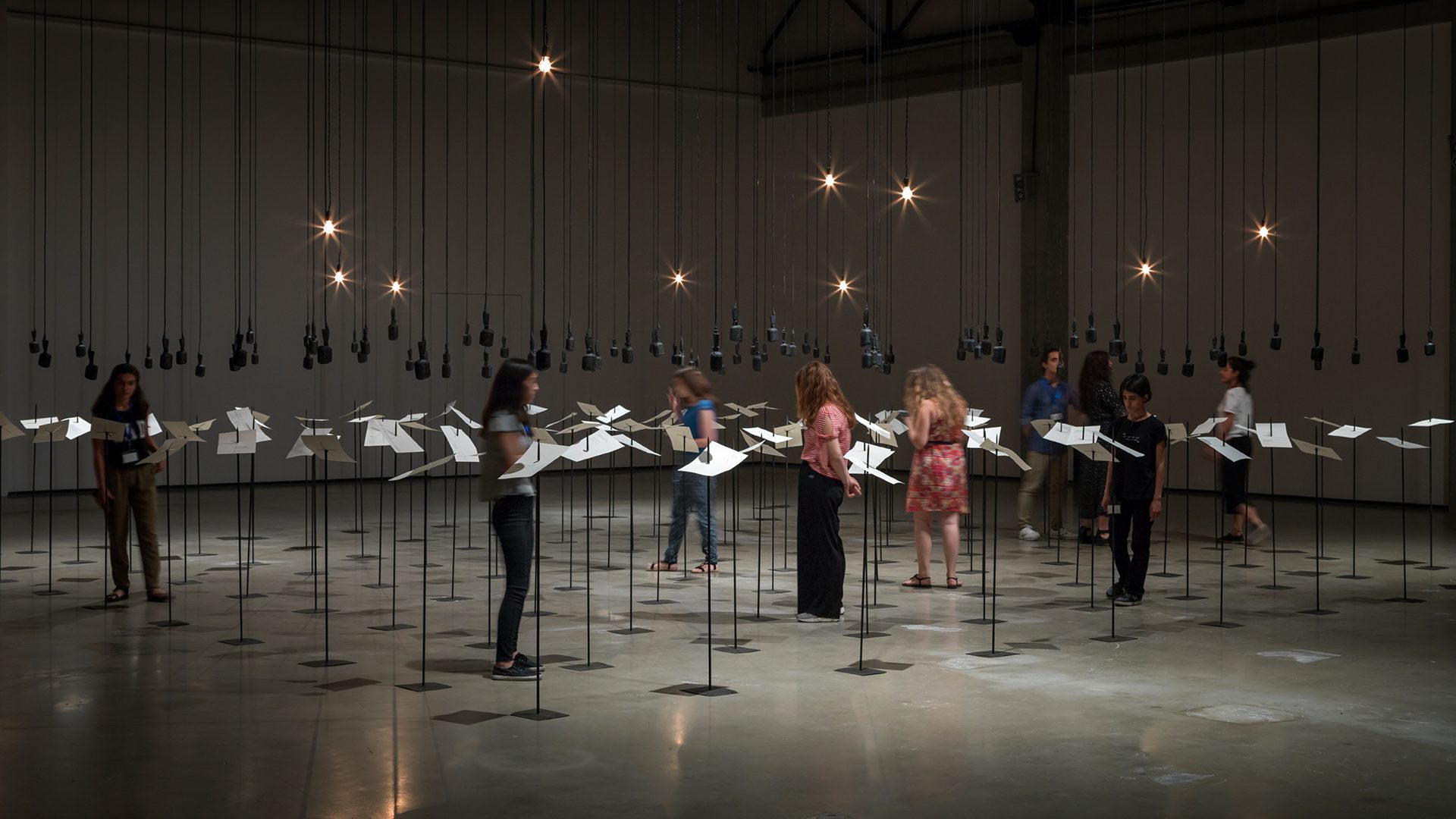 Shilpa Gupta - For, in your tongue, I cannot fit - Voorlinden